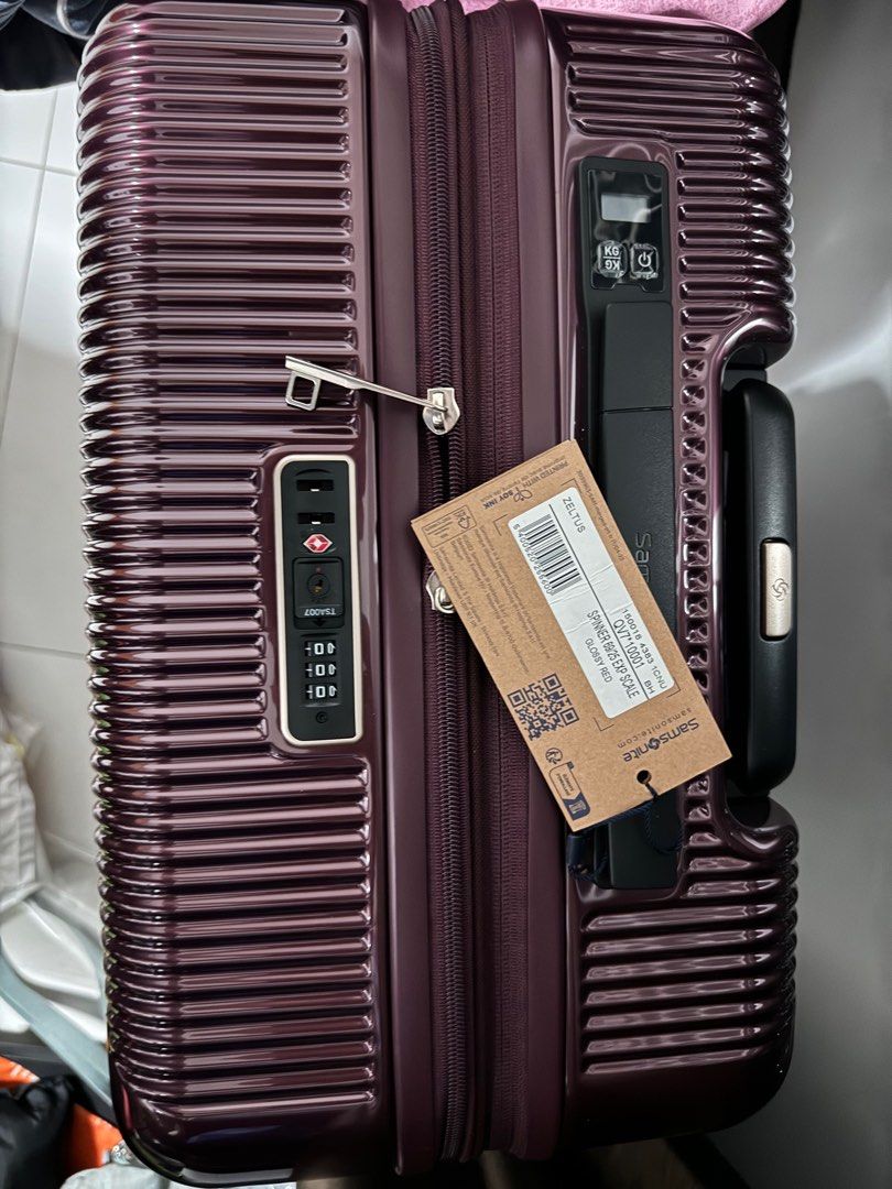 Samsonite ZELTUS 69cm Spinner Exp with built-in scale, Hobbies & Toys ...