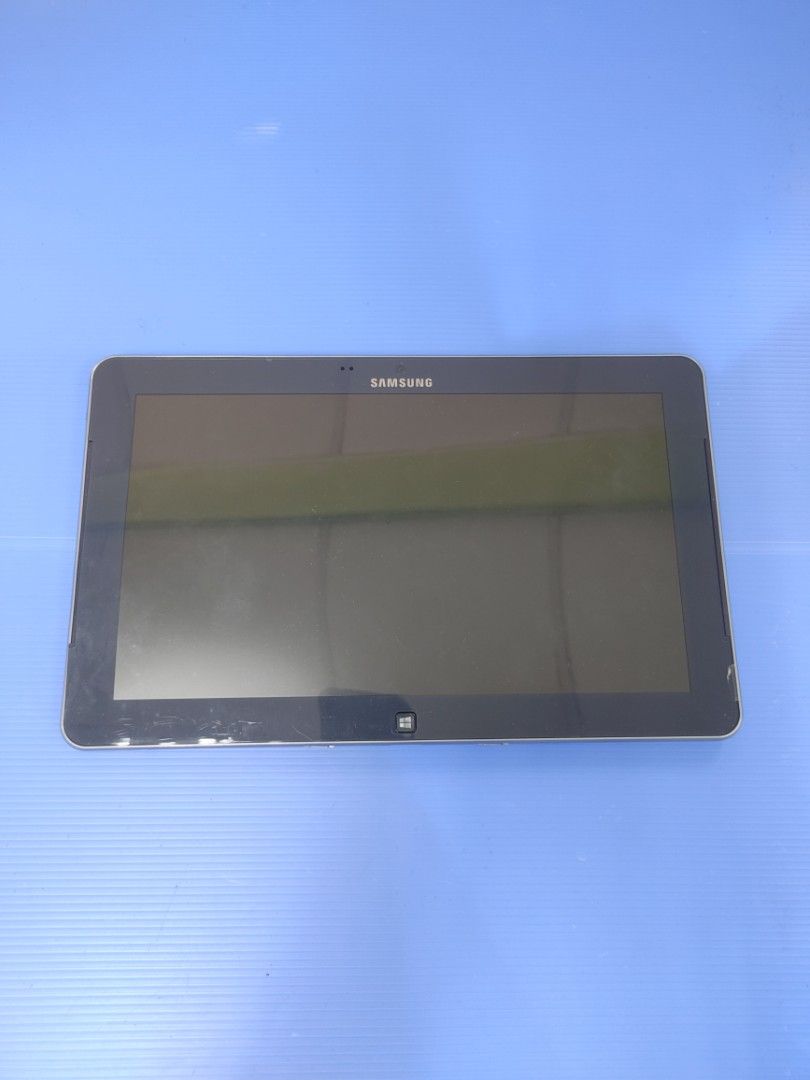 Samsung ATIV smart PC, Computers & Tech, Laptops & Notebooks on Carousell