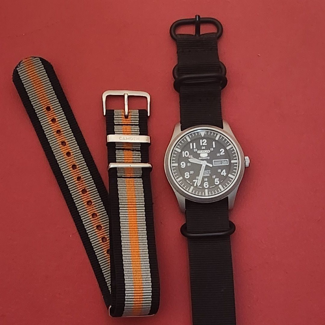 Seiko SNZG15J1 Military Watch Made In Japan, Luxury, Watches on Carousell