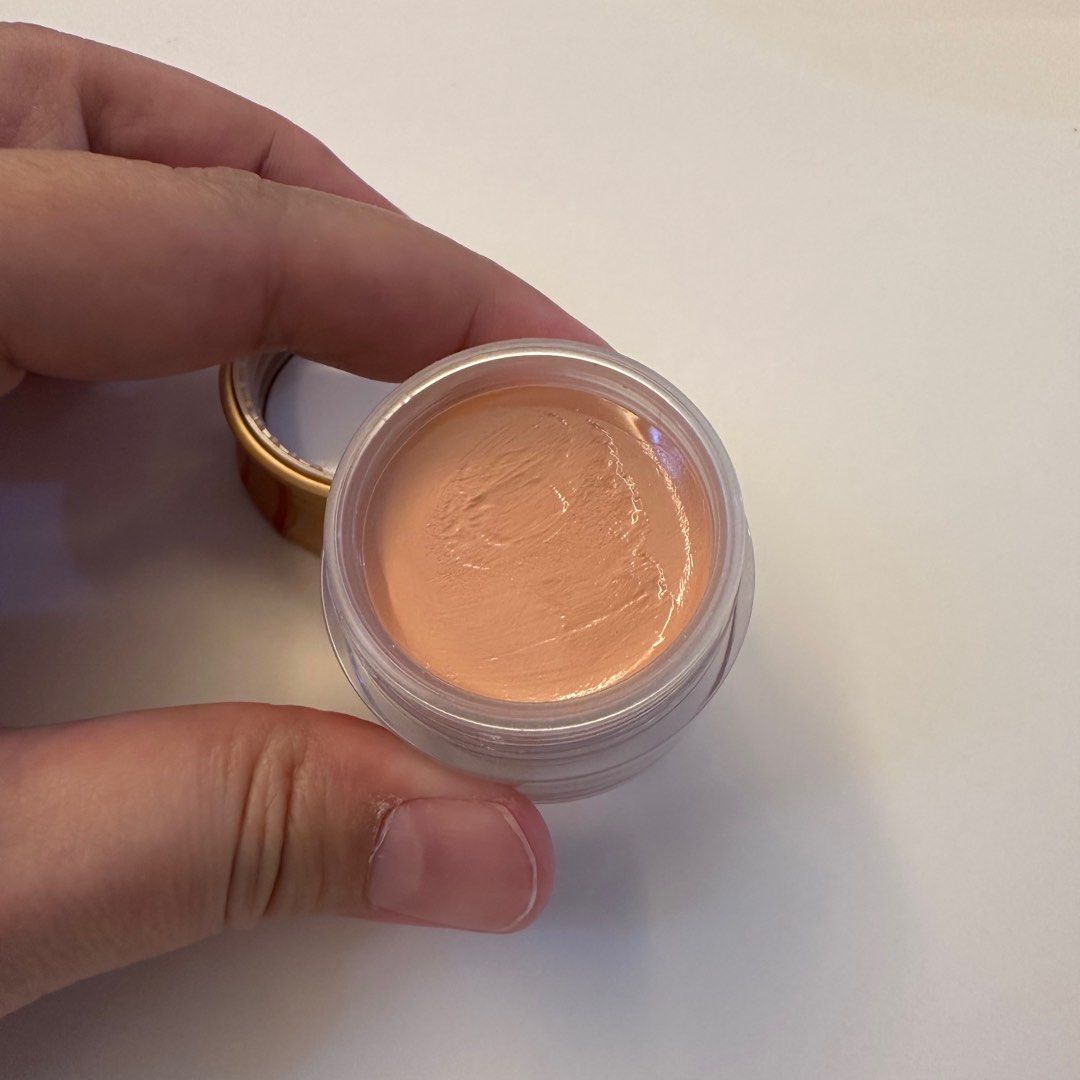 SKINFOOD Salmon Darkcircle Concealer Cream 01, 美容＆個人護理, 健康及美容 - 皮膚護理 ...