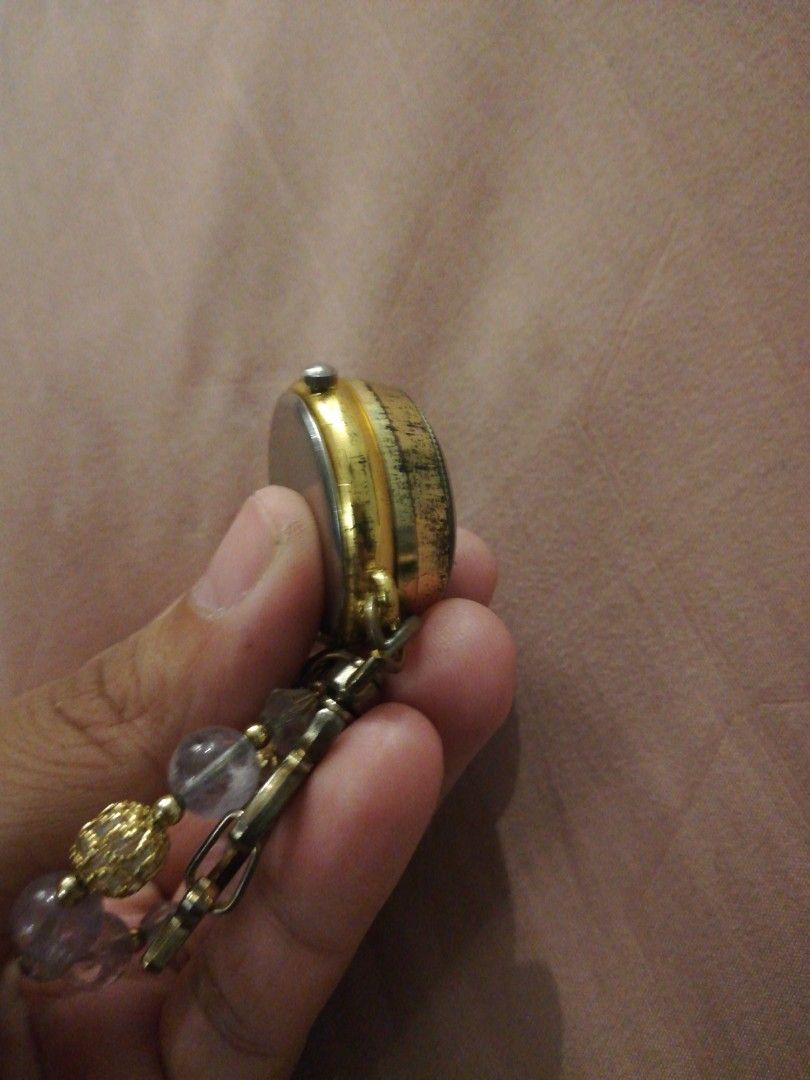 Snoopy Spinning Clock Keychain, Women's Fashion, Jewelry & Organisers ...