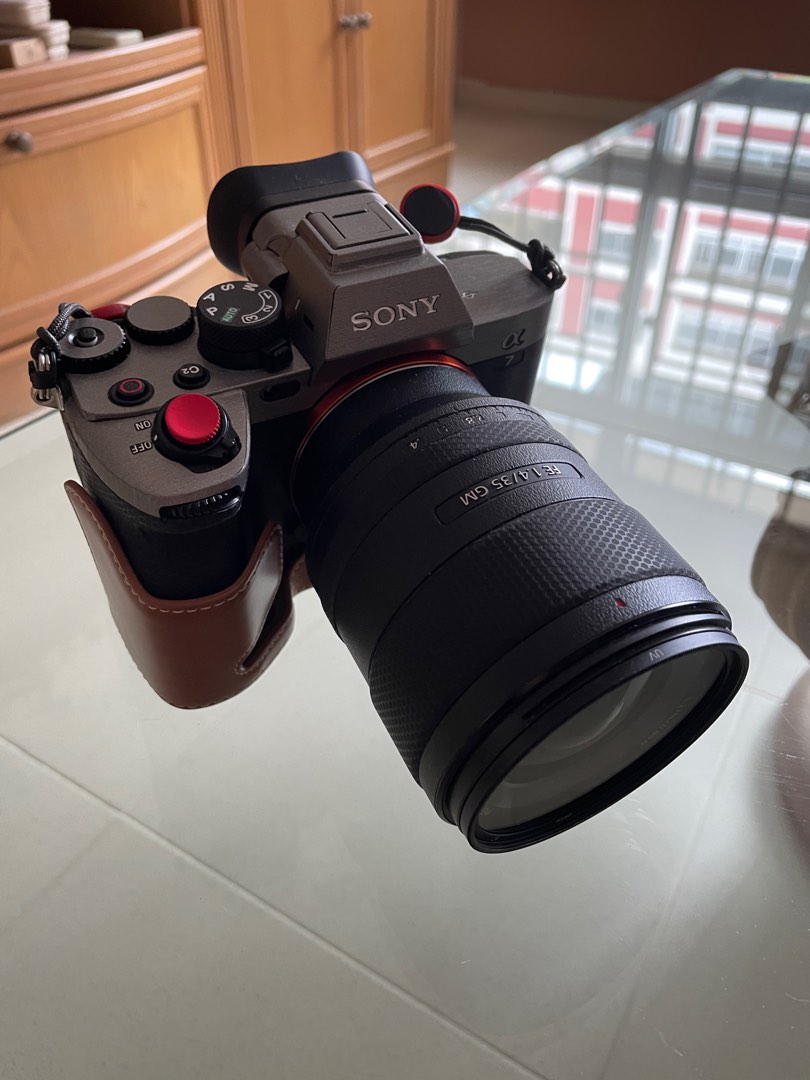 Sony 35mm F1.4 G Master (with Filters), Photography, Lens & Kits on ...