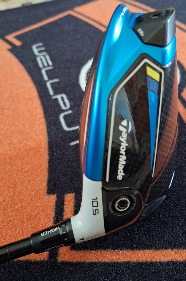 TaylorMade Sim2 Max Draw driver with aftermarket Tensei AV Raw 55 Blue ...