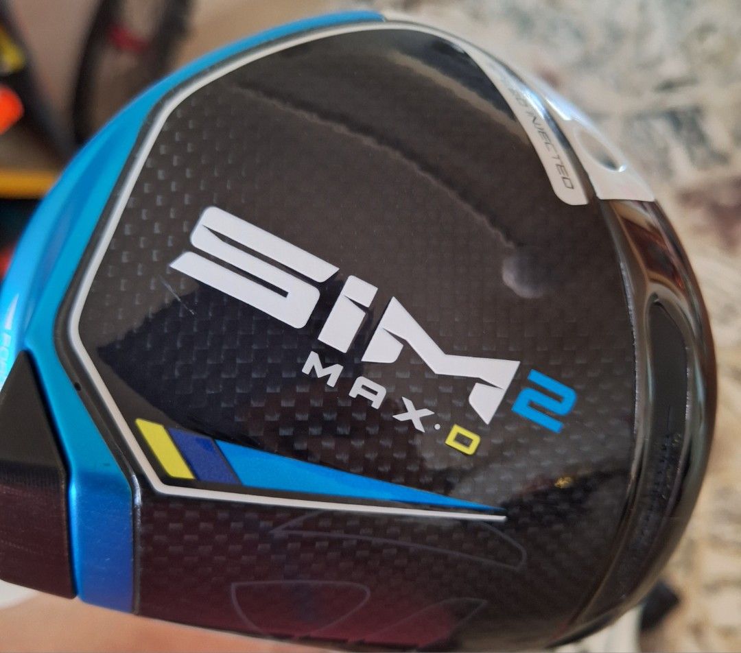 TaylorMade Sim2 Max Draw driver with aftermarket Tensei AV Raw 55 Blue ...