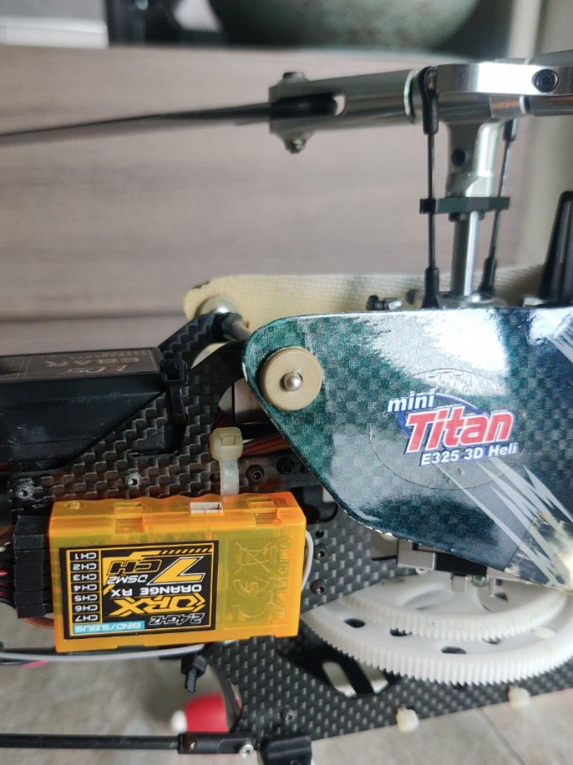 Thunder Tiger Mini Titan V2 E325 RC heli (flybarless), Hobbies & Toys ...