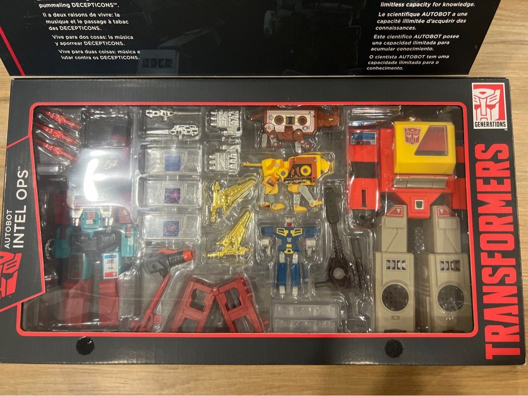 Transformers Autobot Intel Ops Platinum Edition Blaster & Perceptor ...