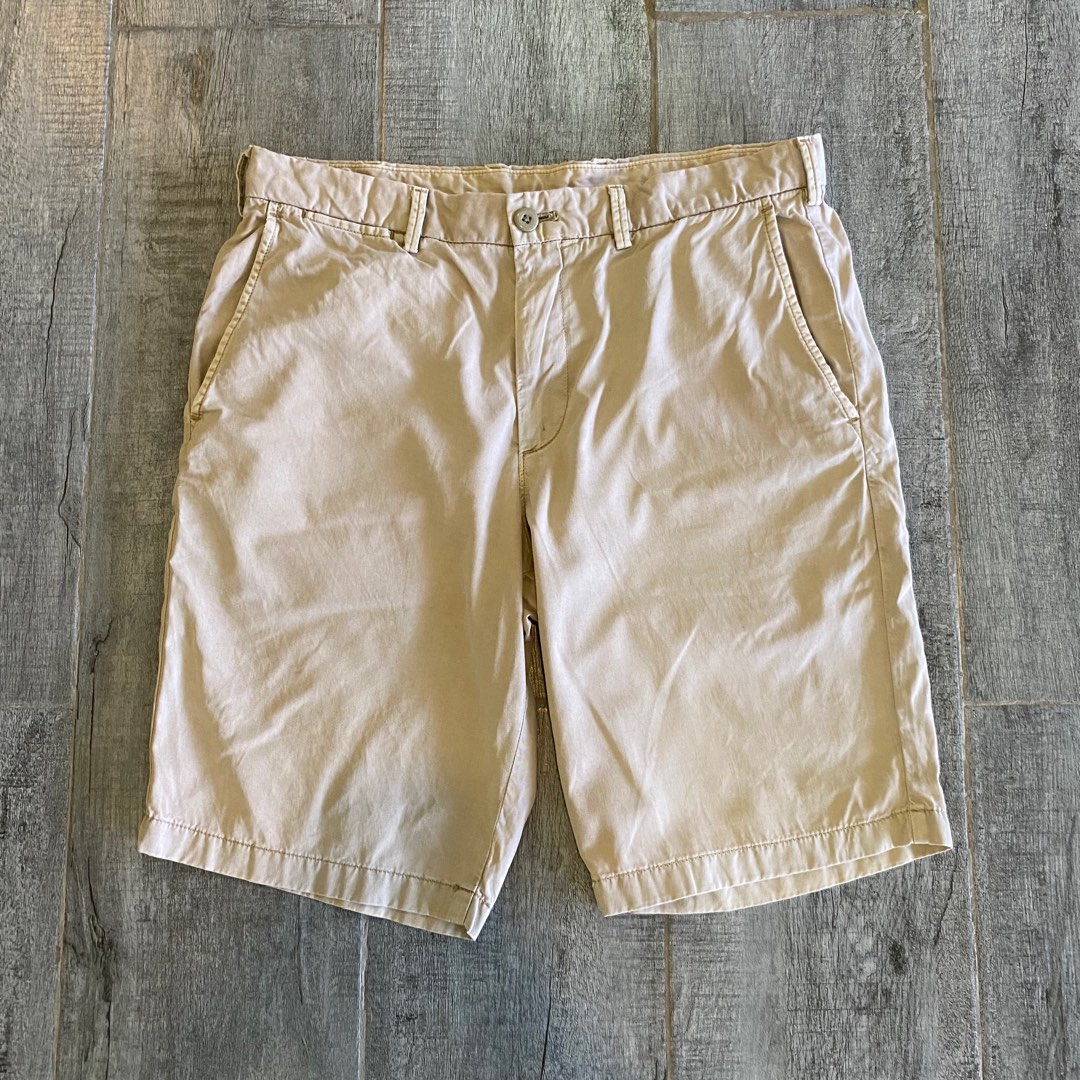 Uniqlo Khaki Color Walking Shorts, Men's Fashion, Bottoms, Shorts on ...