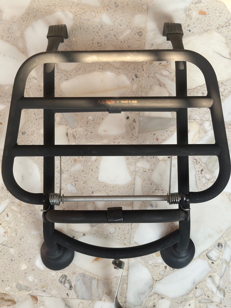 Used Vespa GTS 300 Front Rack, Motorcycles, Motorcycle Accessories on ...