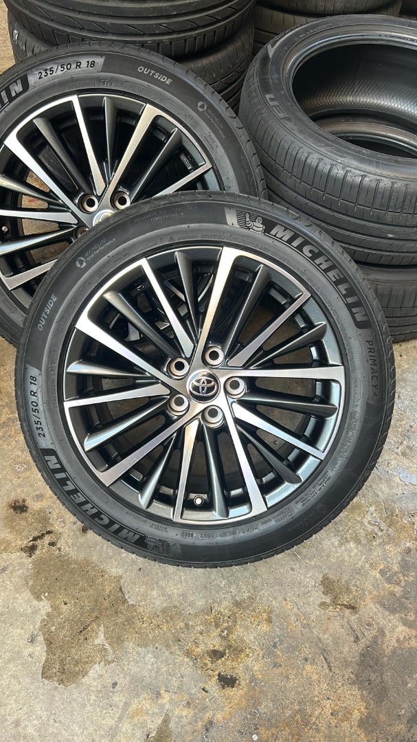 18" Toyota Original rims & Michelin Primacy 4 tyres, Car Accessories ...