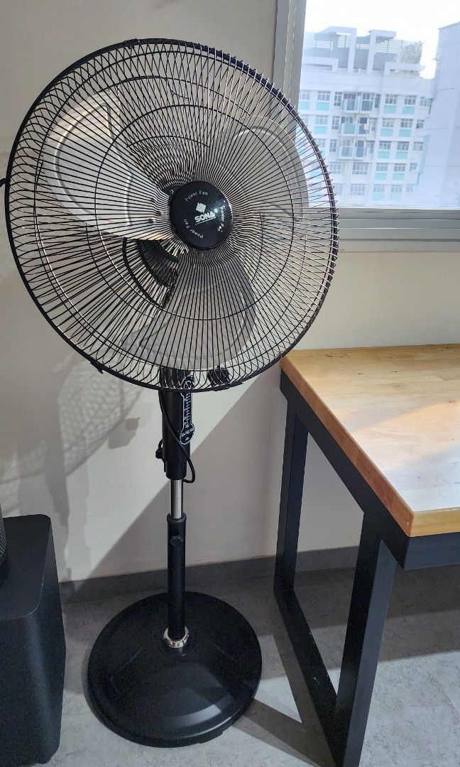 21" Powerful Standing Fan, Furniture & Home Living, Lighting & Fans ...