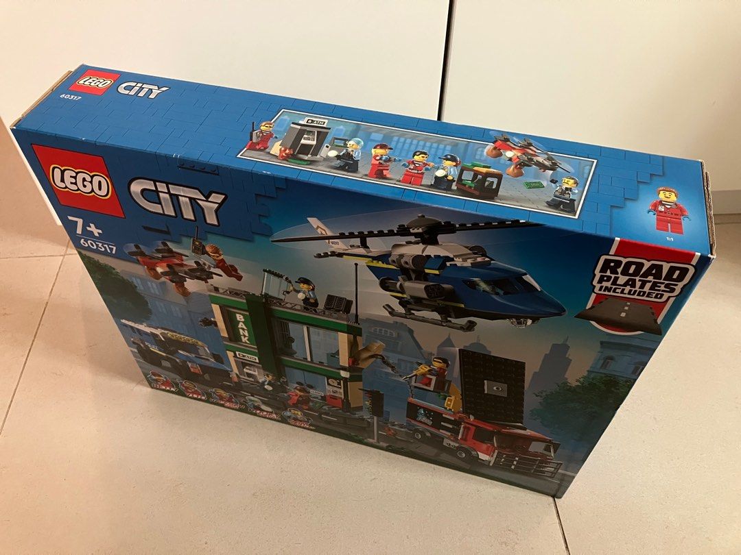 全新 LEGO City 60317 Police Chase at the bank set, 興趣及遊戲, 玩具 & 遊戲類 ...