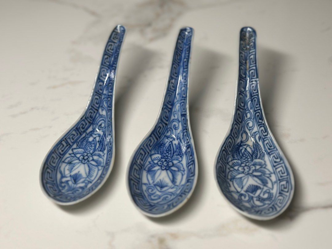Antique Peranakan Blue & White Porcelain Spoon Set of 4, Hobbies & Toys ...