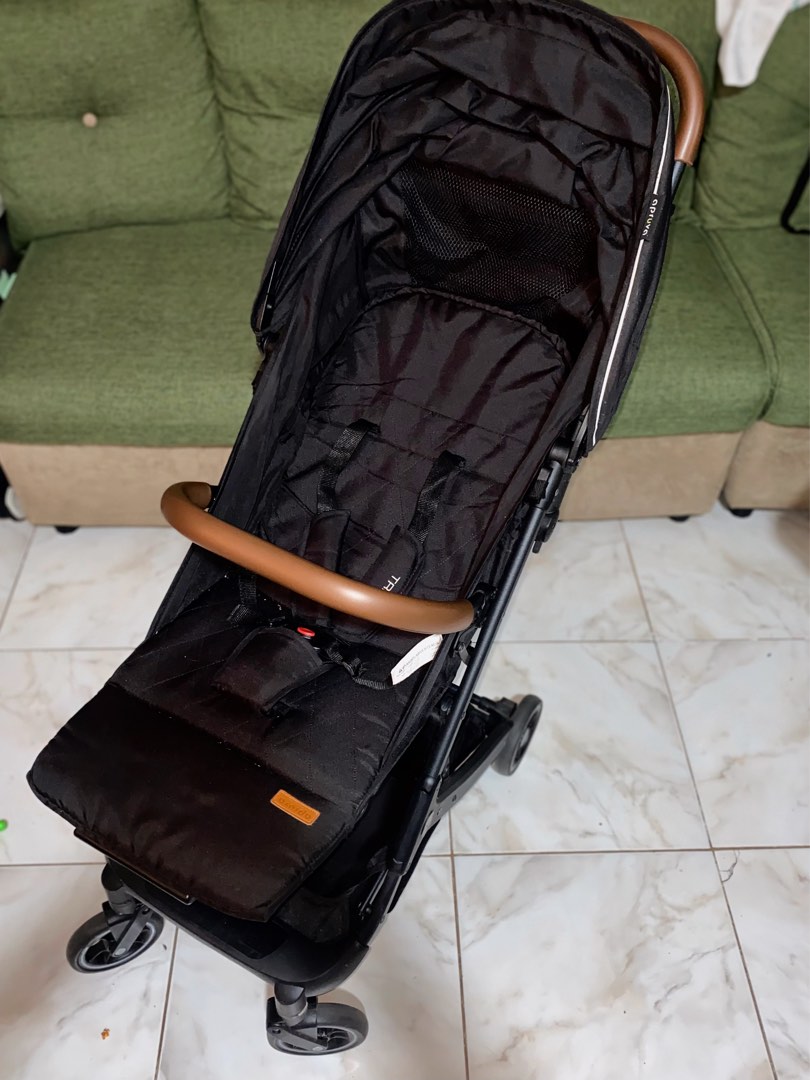 Apruva Trek+, Babies & Kids, Going Out, Strollers on Carousell Apruva Trek+, Babies & Kids, Going Out, Strollers on Carousell