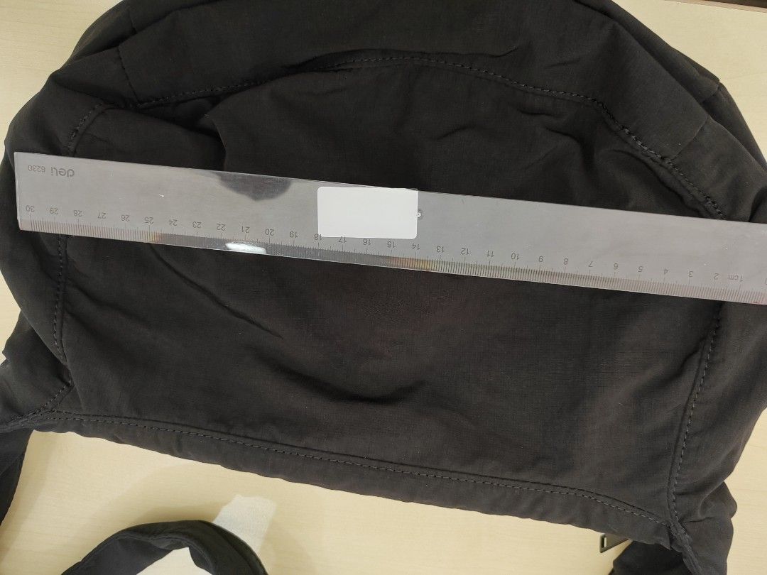 Authentic COS sling bag, Men's Fashion, Bags, Sling Bags on Carousell