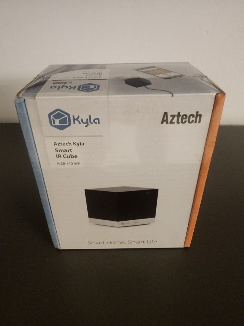Aztech Kyla Smart IR Cube KIRB-110-WF, TV & Home Appliances, TV & Entertainment, Entertainment ...