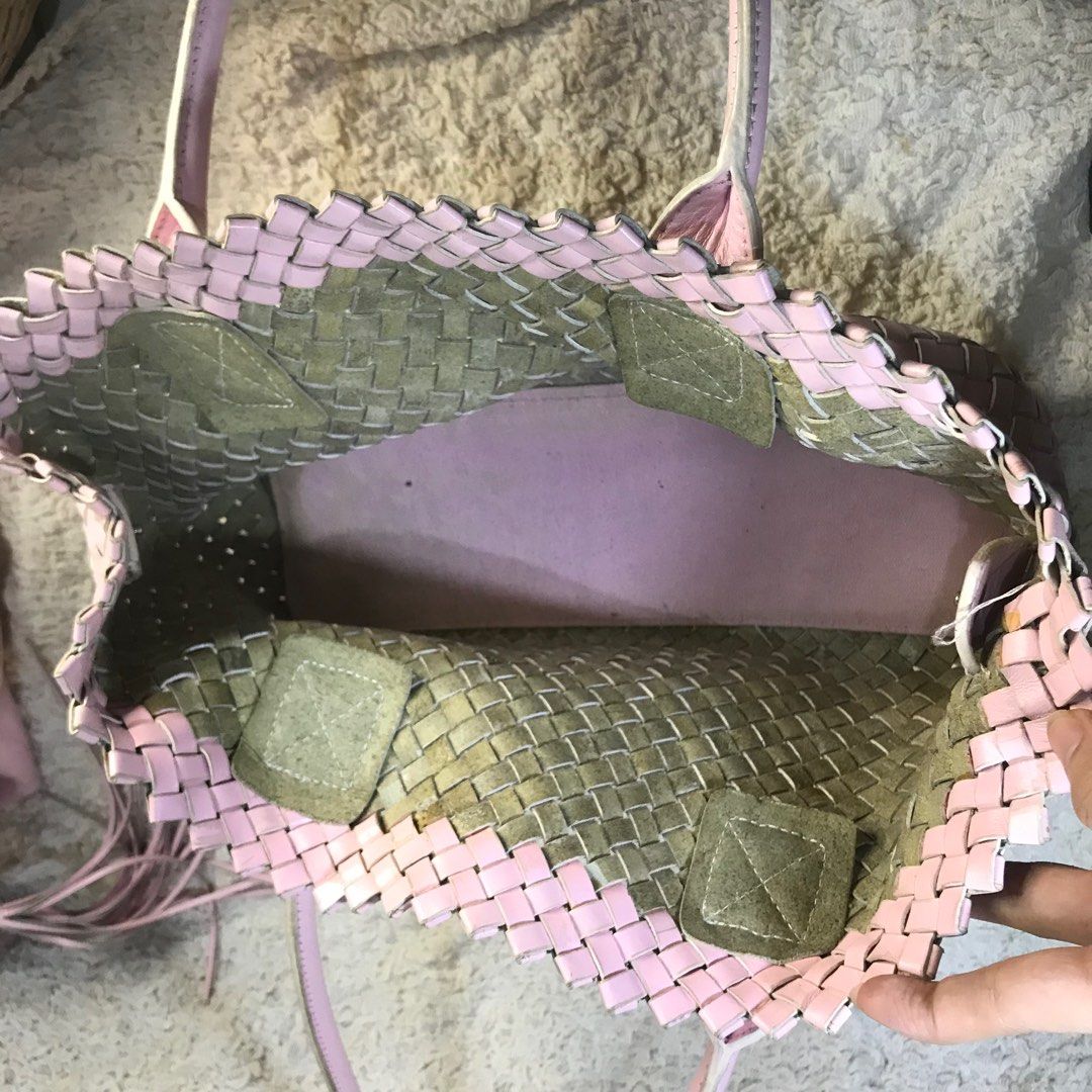 Banig Pink Wooven Shoulder Bag set, Women's Fashion, Bags & Wallets ...