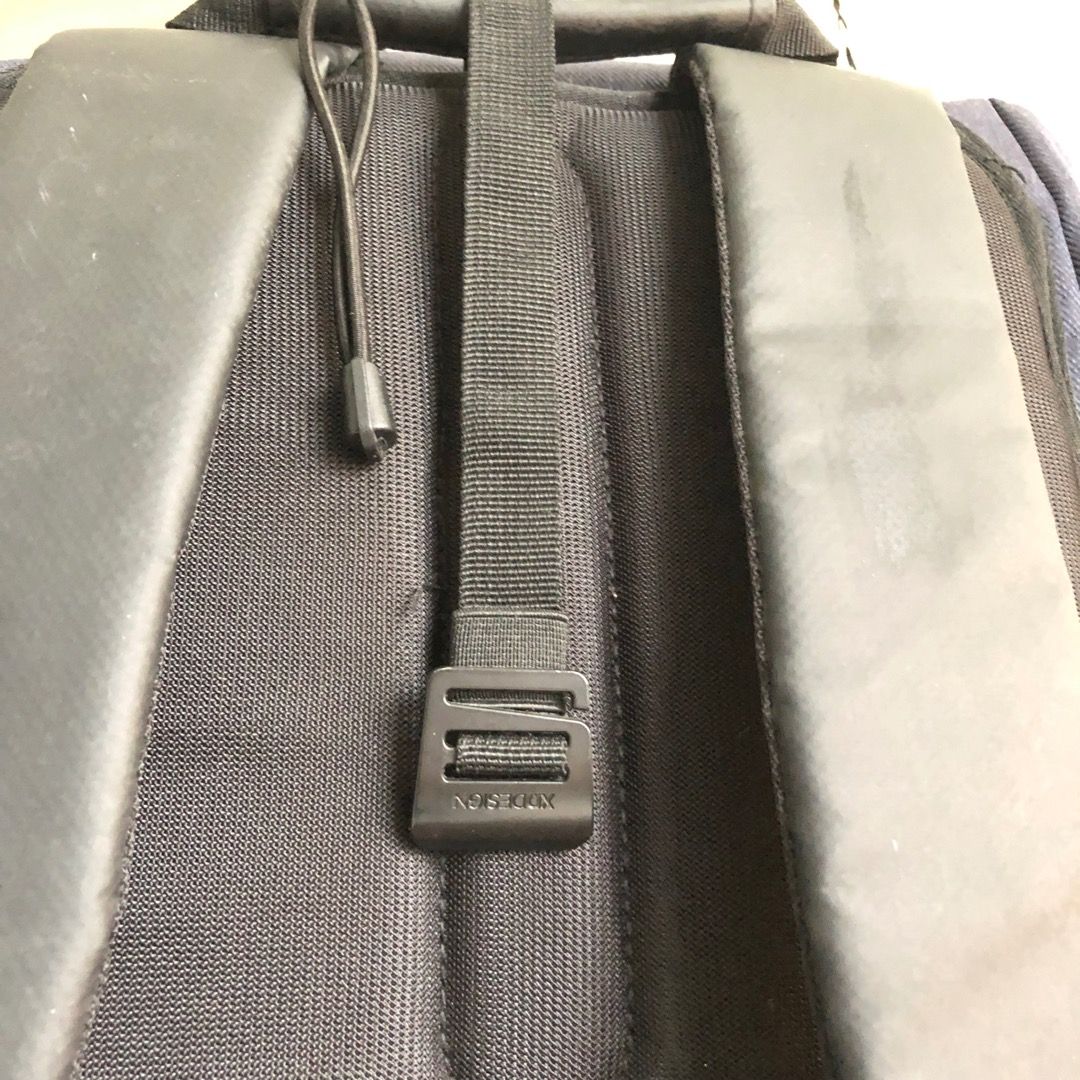 Bobby Urban XD Design Anti-Theft Bag Pack with number lock, Men's ...