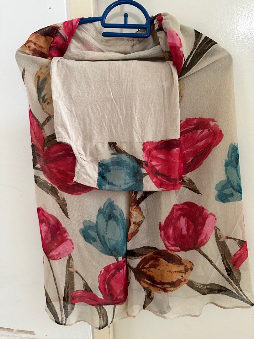 Bokitta VM Mother Blooms, Women's Fashion, Muslimah Fashion, Hijabs on Carousell