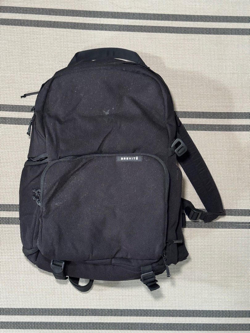 Brevity Jumper Compact Camera Backpack, Men's Fashion, Bags, Backpacks ...