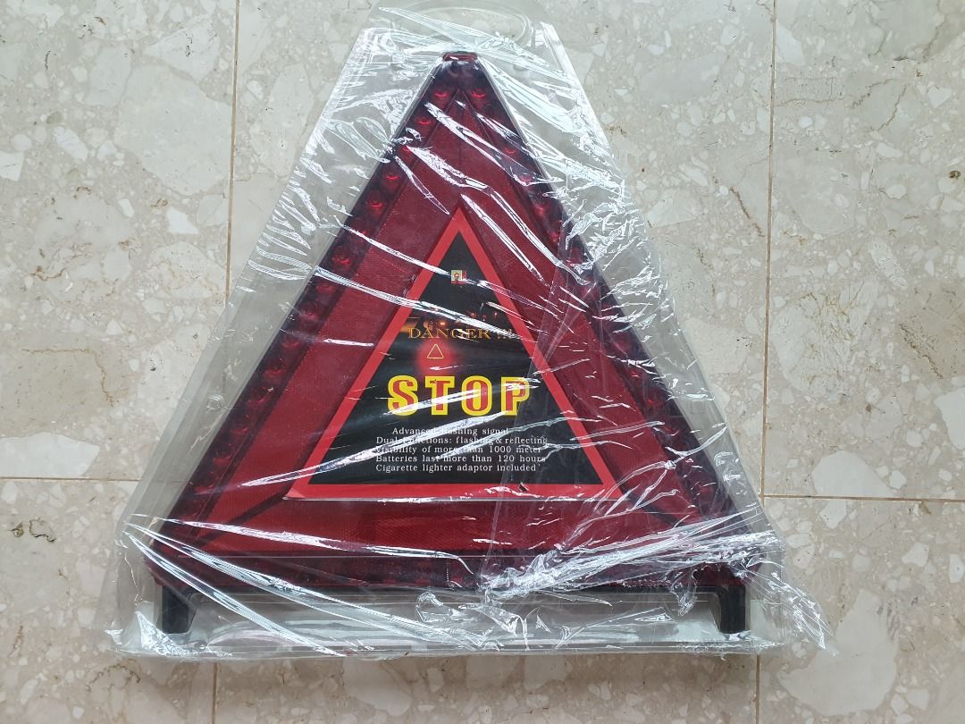 Car Breakdown Signage - 2 Models, Car Accessories, Accessories on Carousell