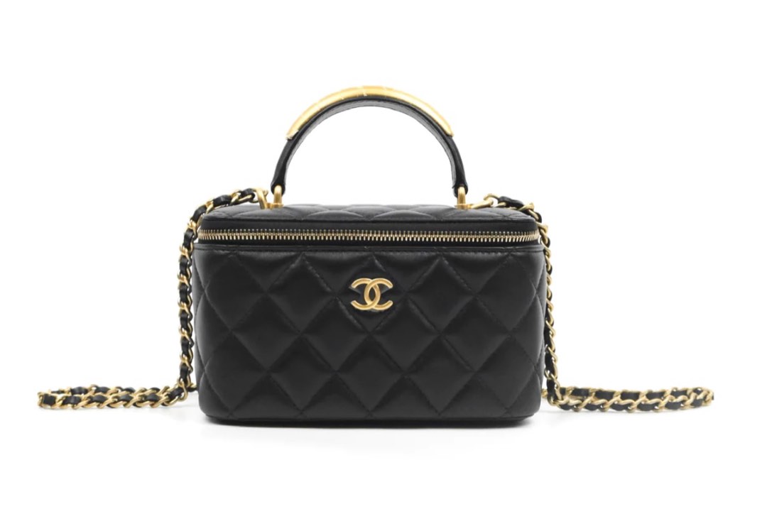 Chanel 22B Quilted Vanity Rectangular Metal Top Handle, Luxury, Bags ...