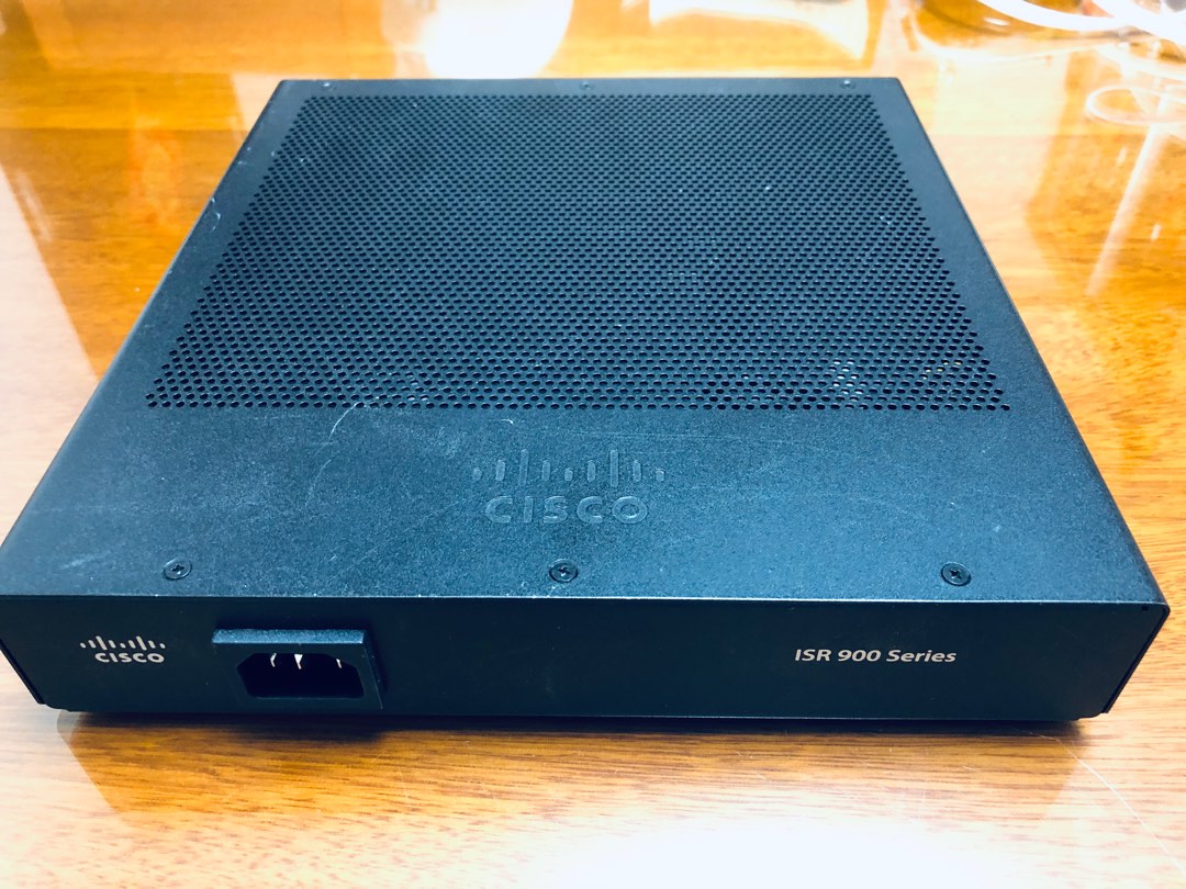 Cisco 931 Gigabit Ethernet security router, 電腦＆科技, 電腦周邊及配件, Wifi及上網相關產品 ...