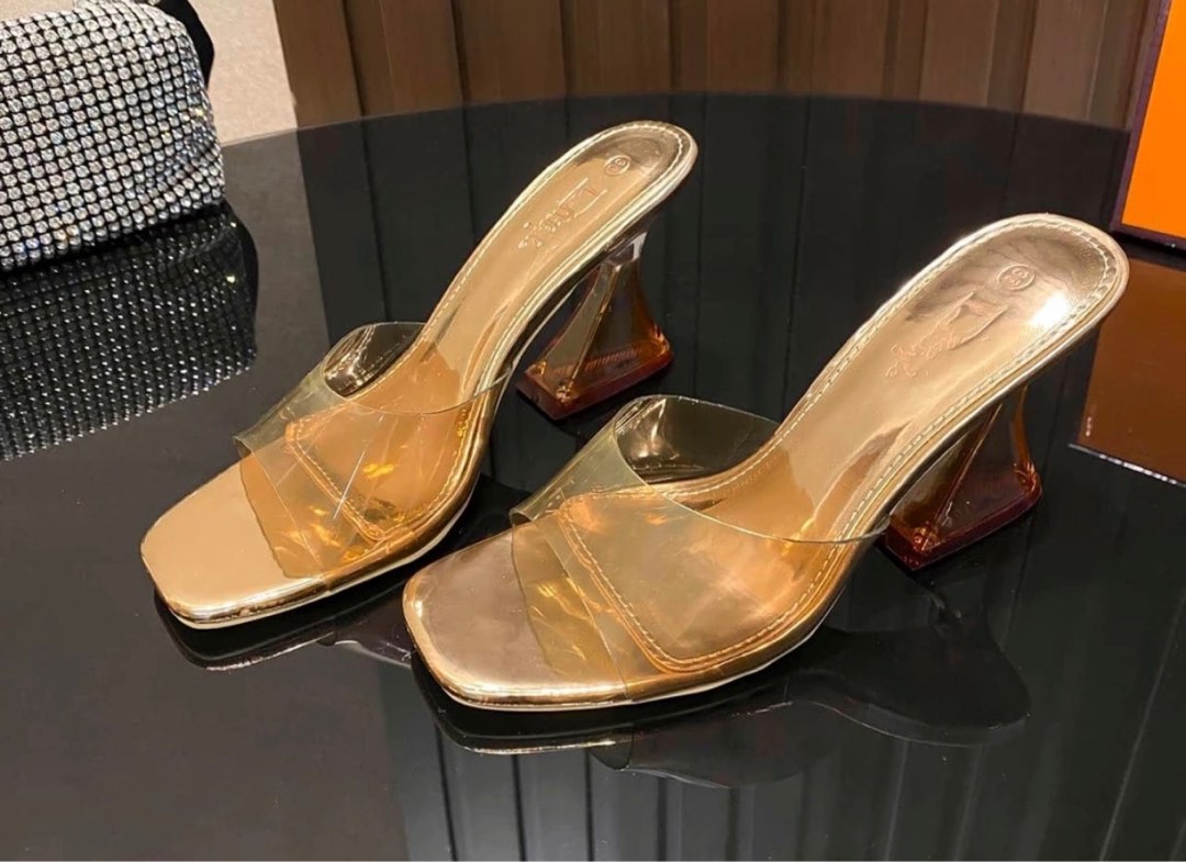 CLEAR CLASSY HEELS, Women's Fashion, Footwear, Heels on Carousell