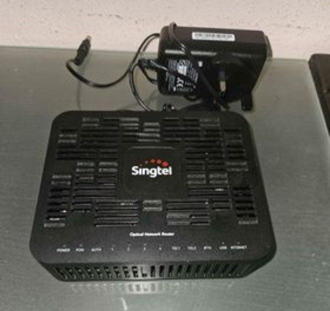 Clearance - Singtel Optical Router, Computers & Tech, Parts ...
