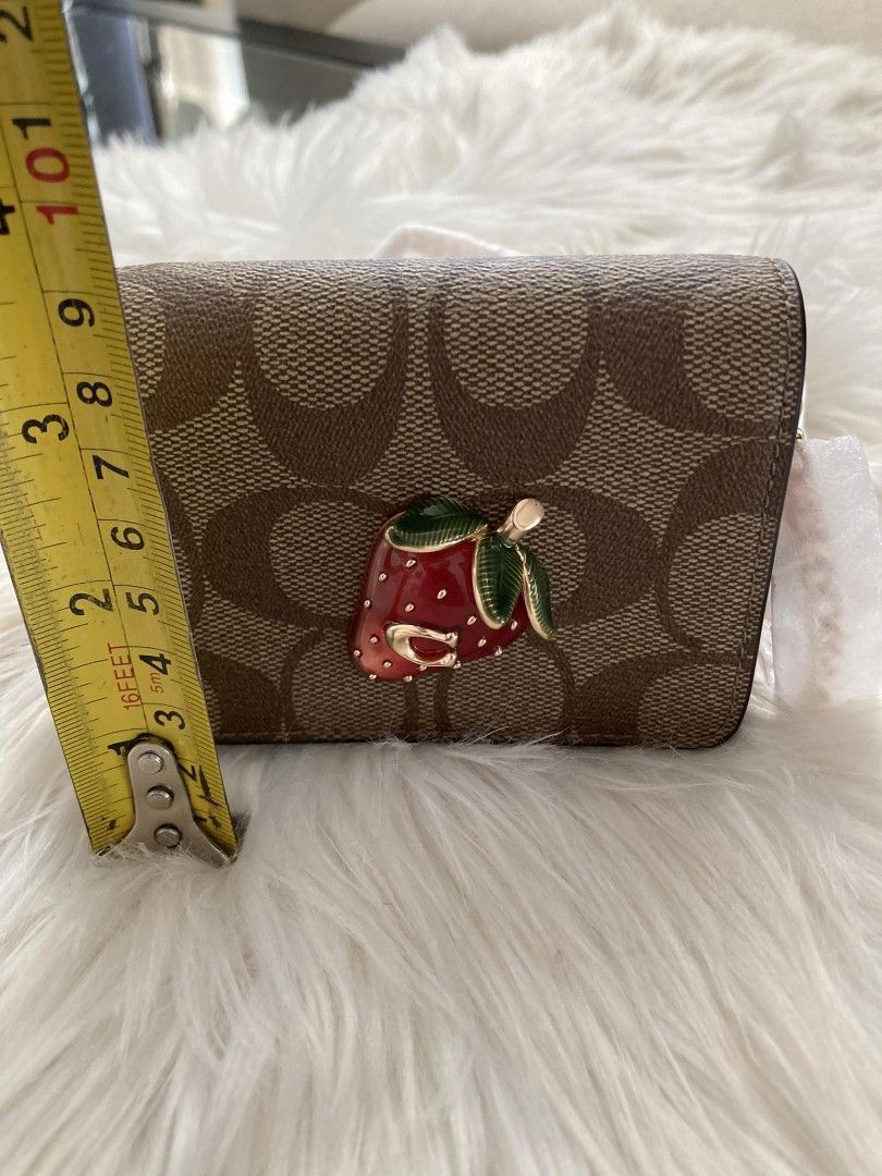 Coach Mini Wallet On A Chain In Signature Canvas, Women's Fashion, Bags ...