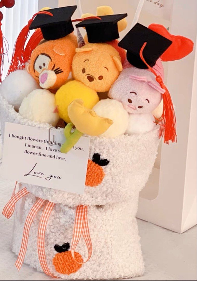 Convocation Gift Cute The Pooh, Hobbies & Toys, Toys & Games on Carousell
