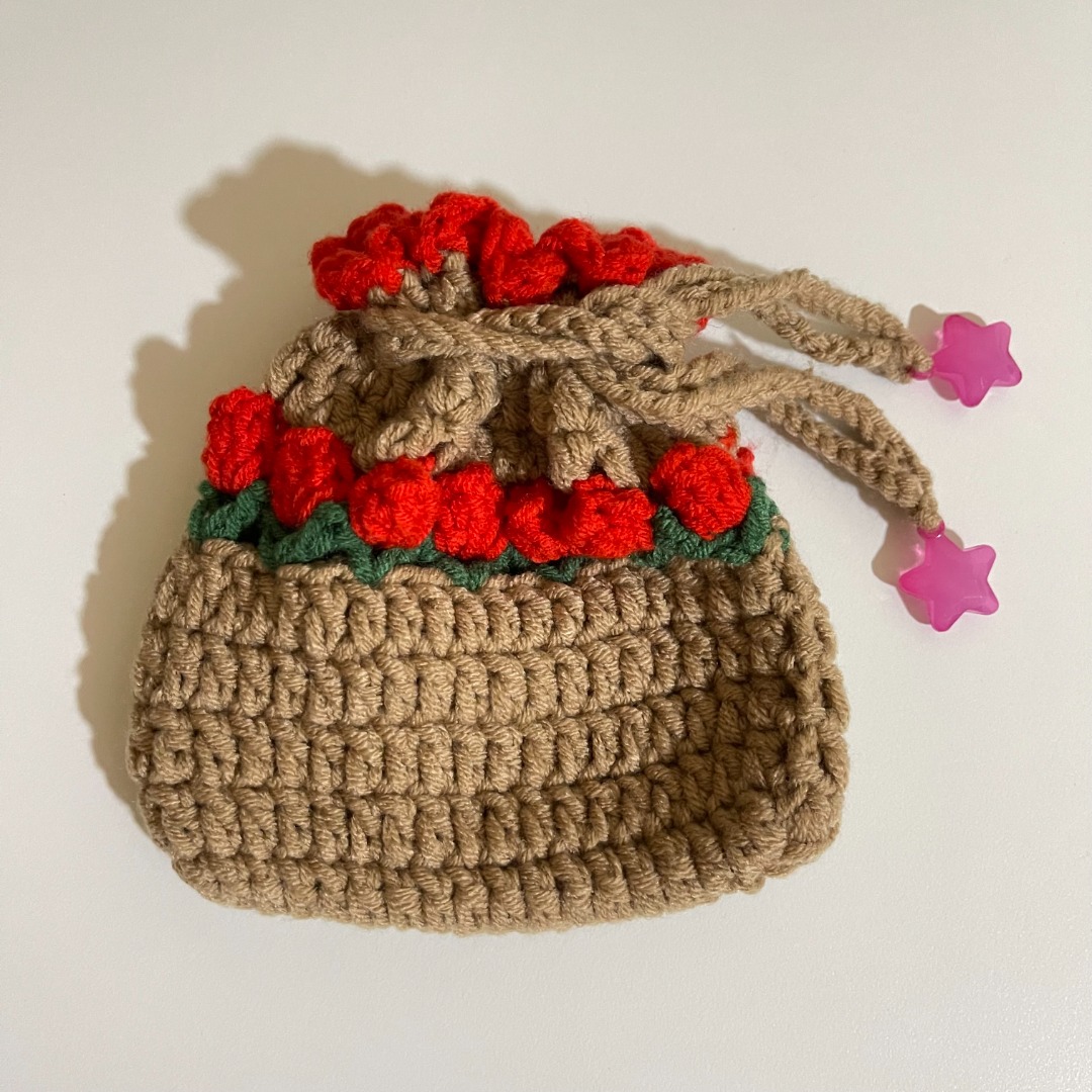Crochet Rose Pouch, Hobbies & Toys, Stationery & Craft, Handmade Craft ...
