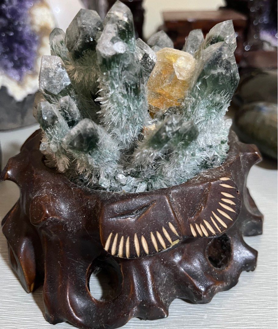 Crystal towers bundle sales, Hobbies & Toys, Memorabilia & Collectibles ...