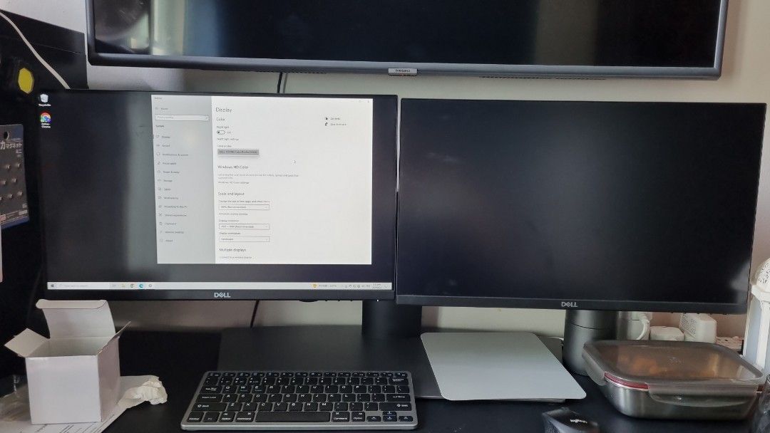 Dell Monitor 22inch (2 monitors) + Duo monitor stand, Computers & Tech ...