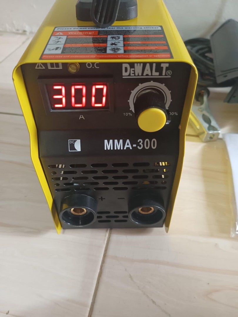 Dewalt 300amp Mini Portable Welding Machine, Commercial & Industrial ...