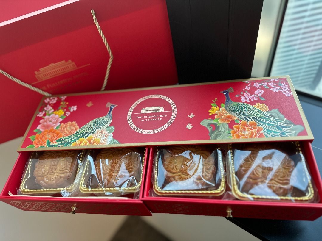 Fullerton hotel mooncake - JADE SIGNATURES FORTUNE MOONCAKES, Food ...