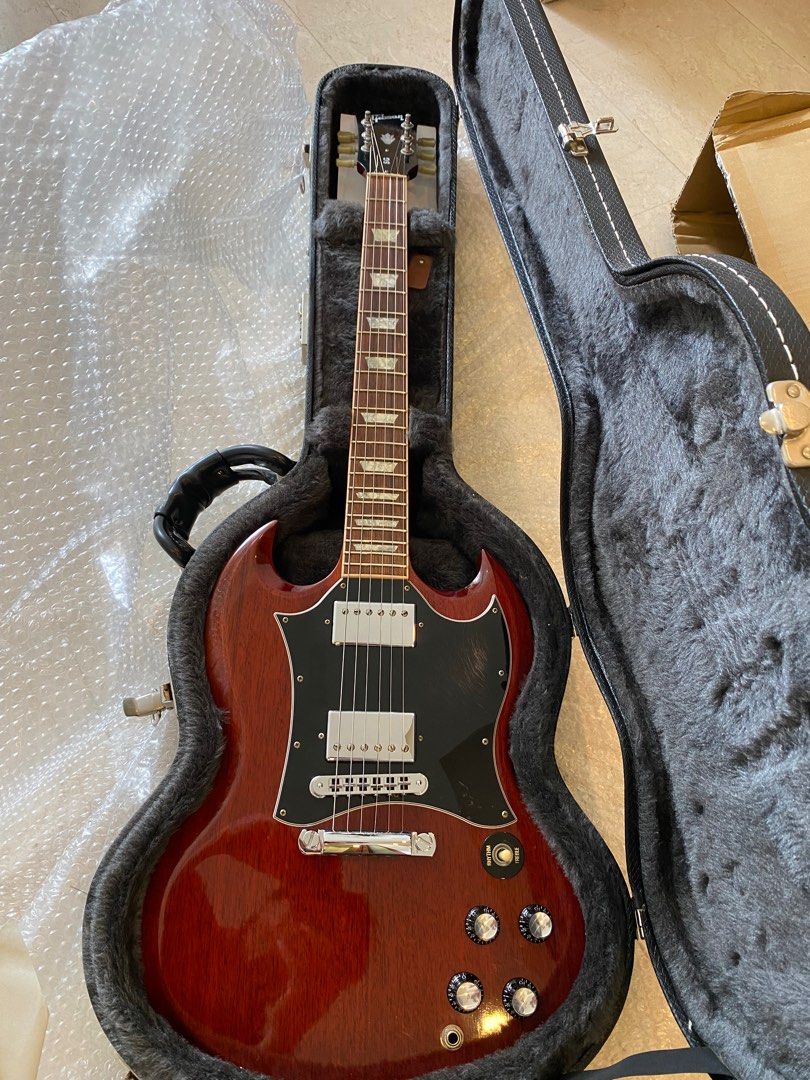 Gibson SG standard., Hobbies & Toys, Music & Media, Musical Instruments ...