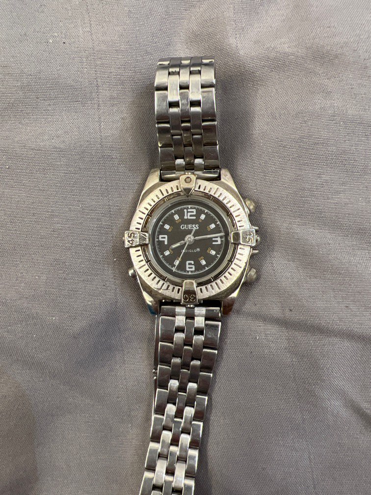 Guees watch, Women's Fashion, Watches & Accessories, Watches on Carousell