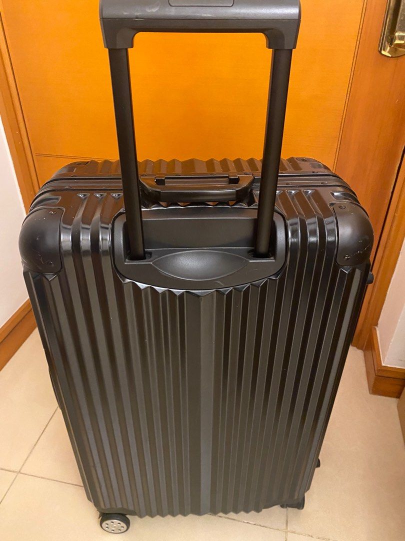 Hallmark Luggage, 興趣及遊戲, 旅行, 旅遊 - 旅行必需品及用品 - Carousell