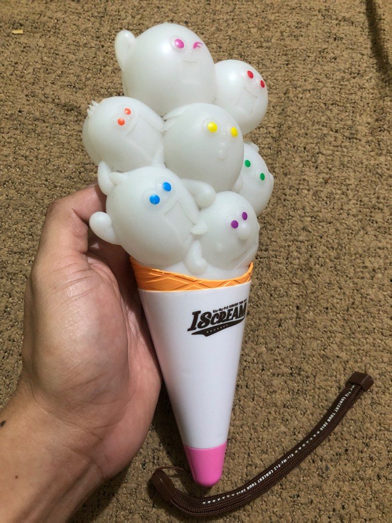 IScream light stick, Hobbies & Toys, Memorabilia & Collectibles, K-Wave on Carousell