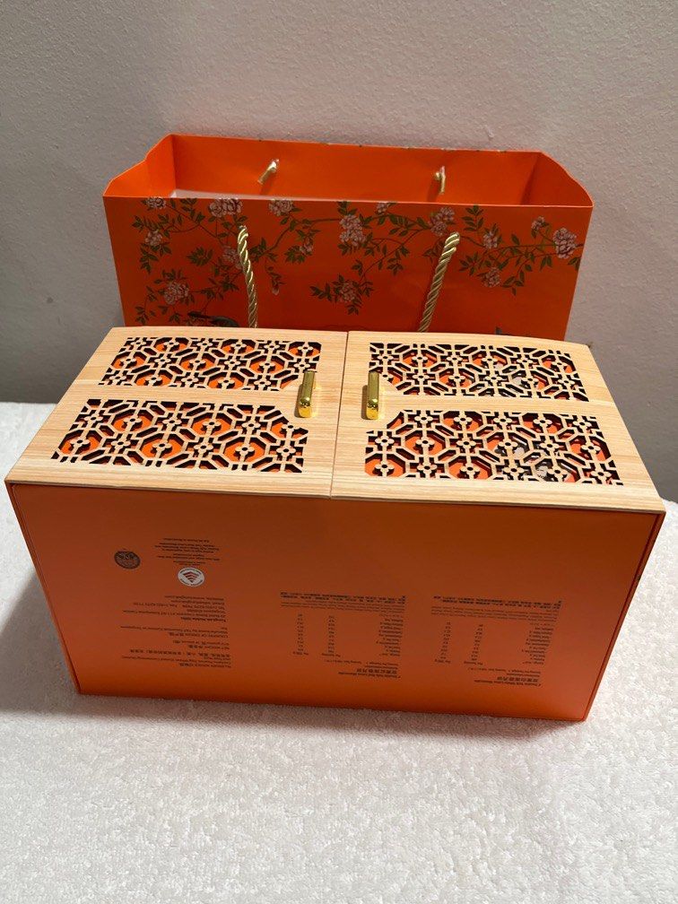 Jewellery Box / MoonCake Box, Women's Fashion, Jewelry & Organisers ...