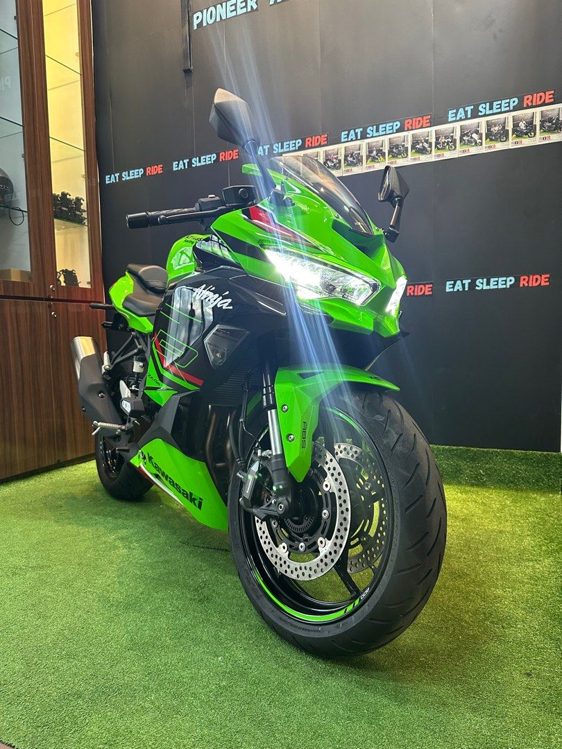 KAWASAKI ZX4-R ZX4R ZX-4R, Motorcycles, Motorcycles for Sale, Class 2A on Carousell
