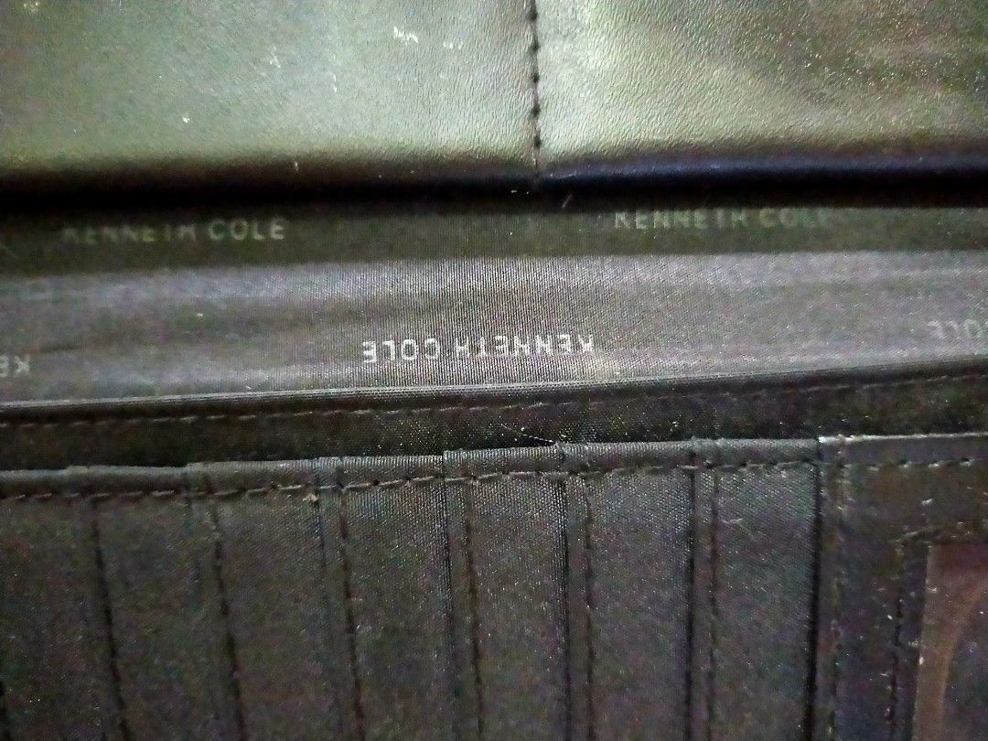 Kenneth Cole long wallet, Women's Fashion, Bags & Wallets, Wallets ...