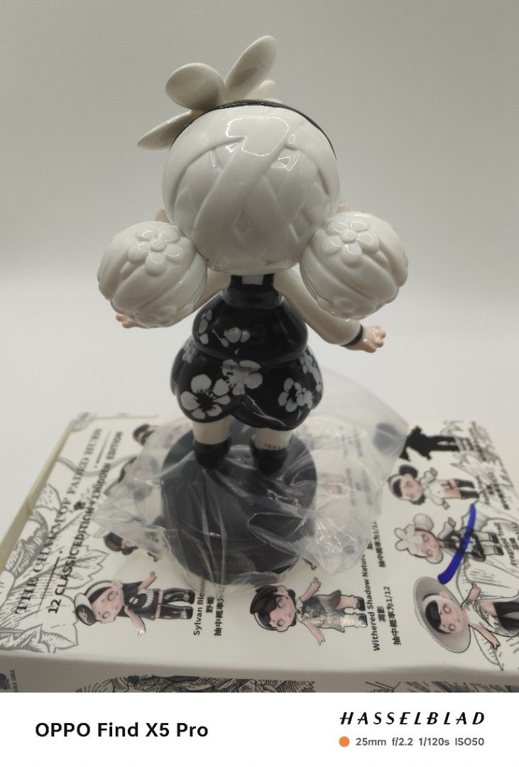 Laura charm of faded hues, Hobbies & Toys, Toys & Games on Carousell