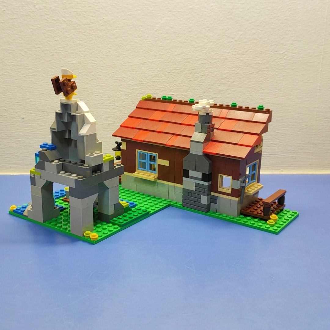 [Bundle Deal!] LEGO Creator 31025 - Mountain Hut + LEGO Custom Build ...