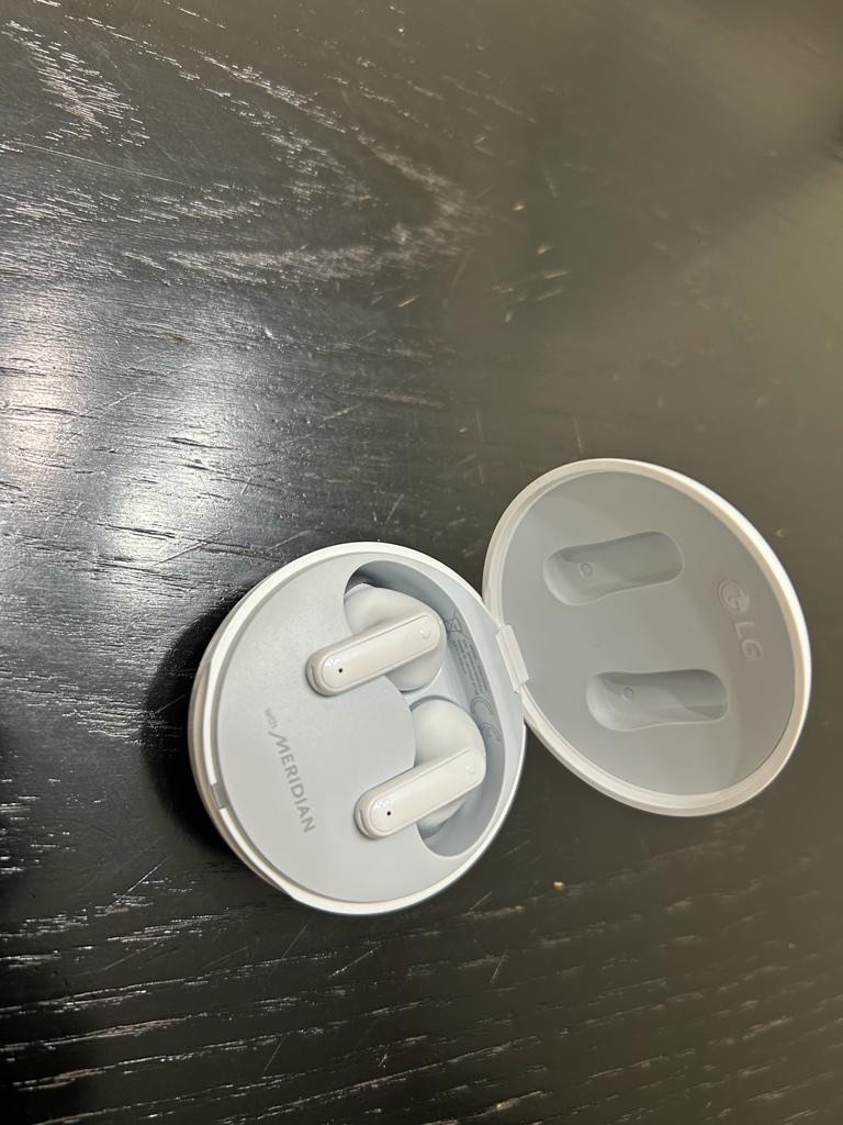 LG TONE Earbuds, Audio, Earphones on Carousell