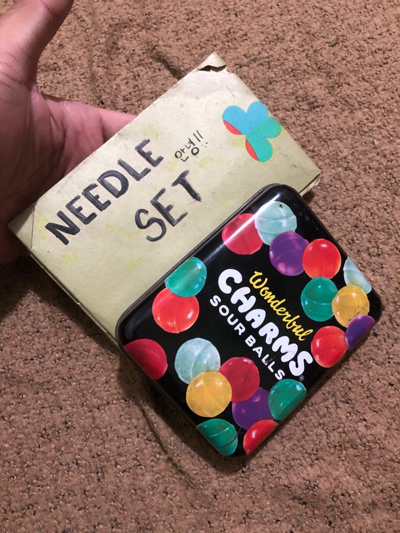Lot set of old vintage needle packs, Hobbies & Toys, Memorabilia ...