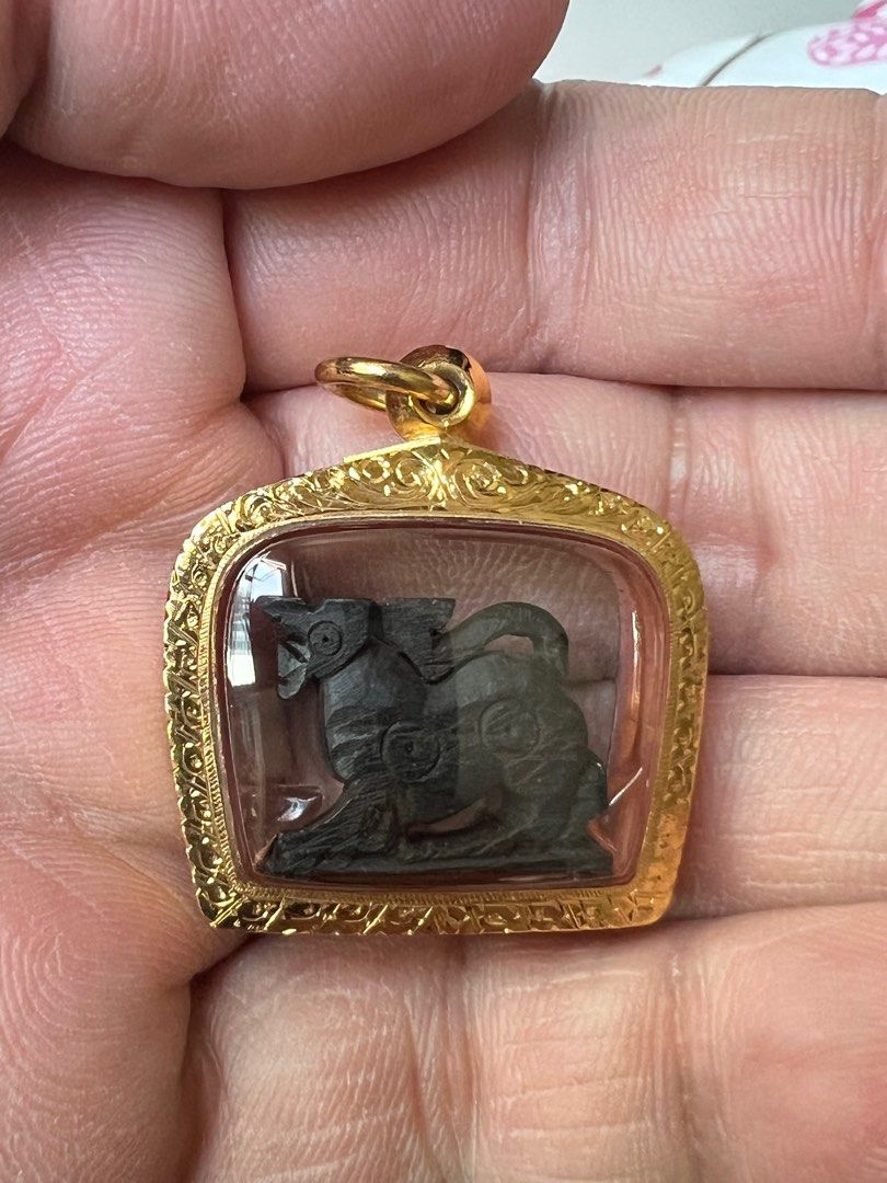 Lp Hom Wat Chakmak Singha, Hobbies & Toys, Memorabilia & Collectibles ...