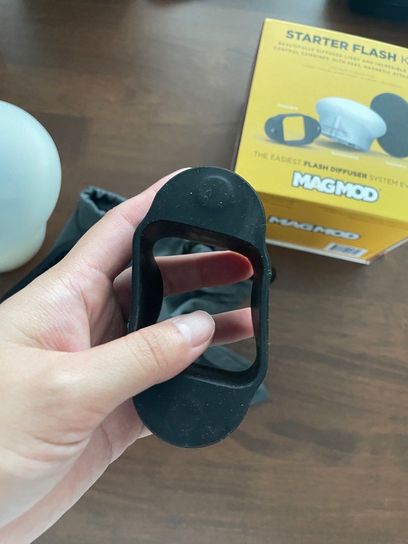 MAGMOD starter flash kit, Photography, Photography Accessories ...