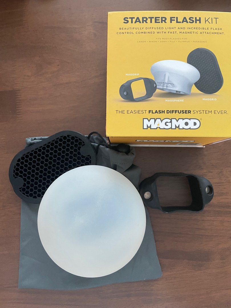 MAGMOD starter flash kit, Photography, Photography Accessories ...