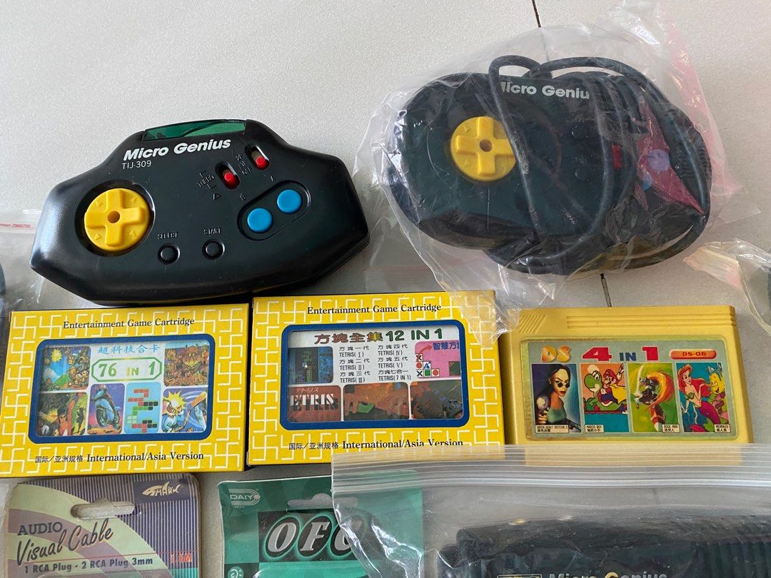Micro Genius Retro Game Console with Controllers, Hobbies & Toys, Toys ...